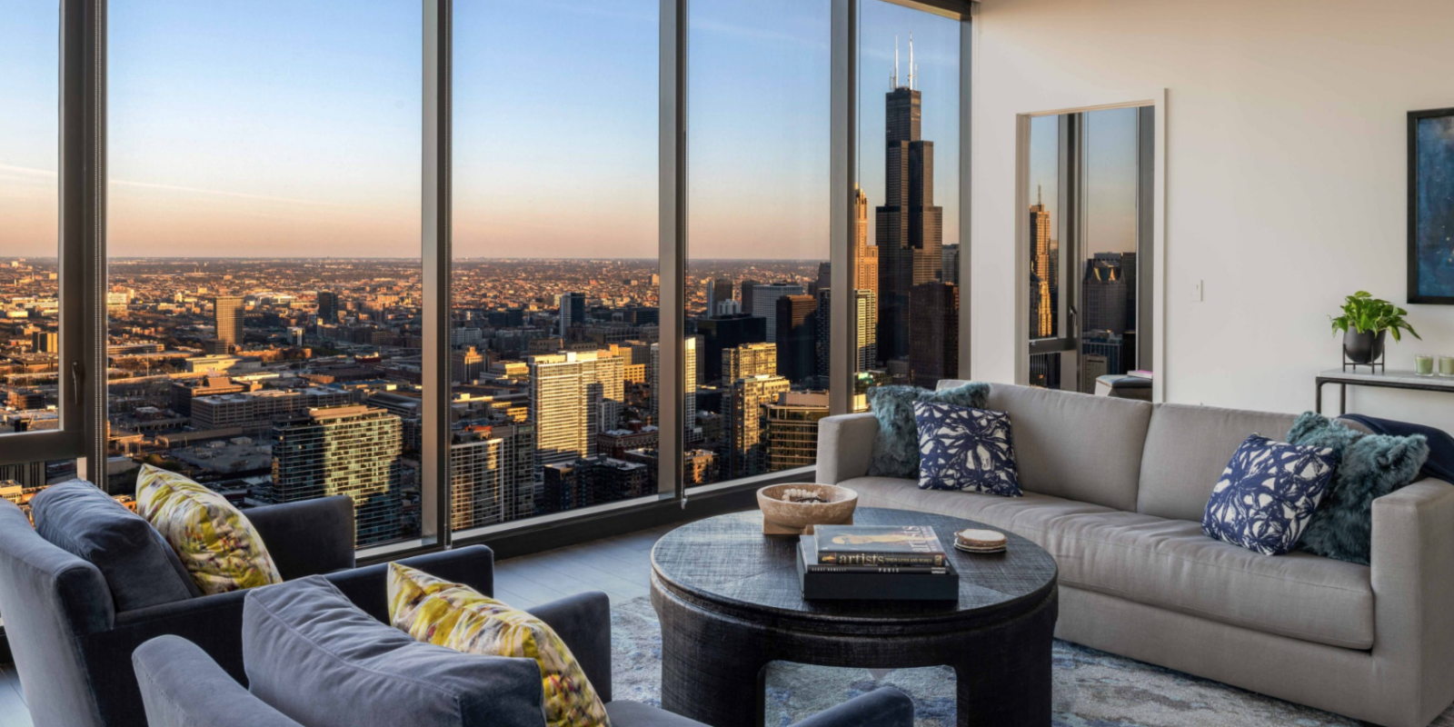 Living In Chicago: A First-Time Renter's Checklist - The Apartment Source